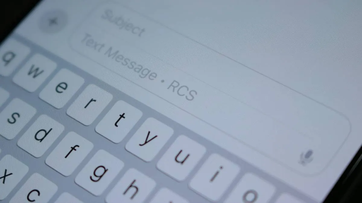 Jio and Apple team up to launch special messaging service on iPhones ...