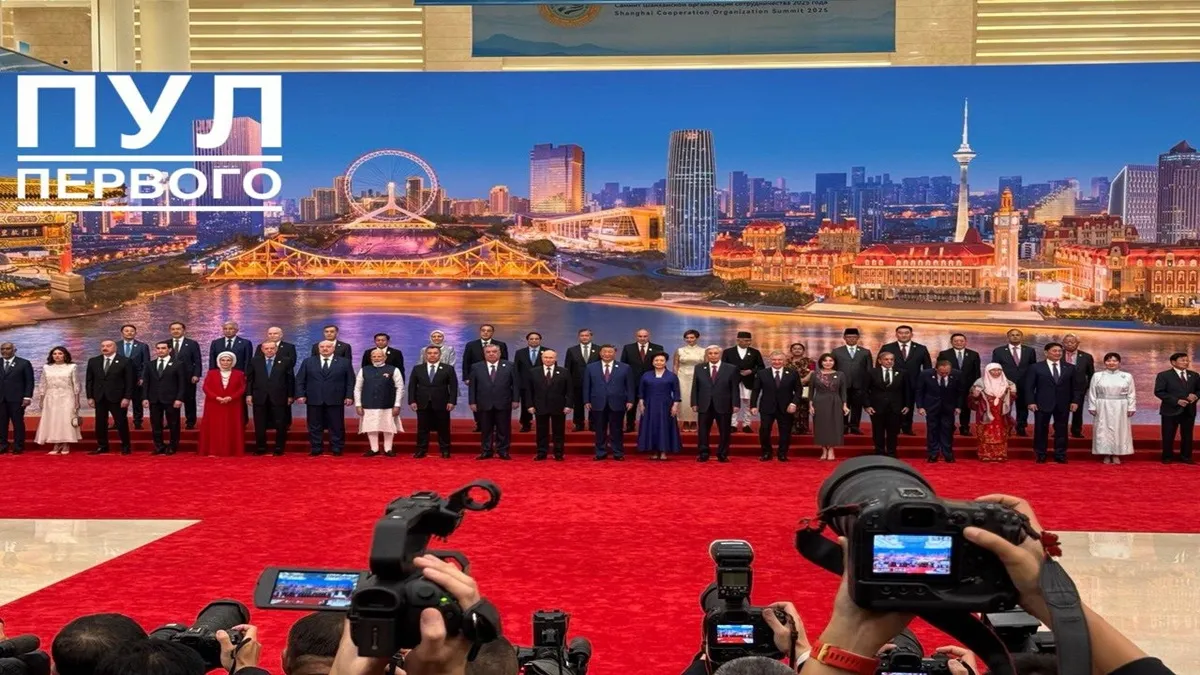PM Modi China visit Highlights: First pic from SCO shows PM Modi in front row, Putin next to Xi ...