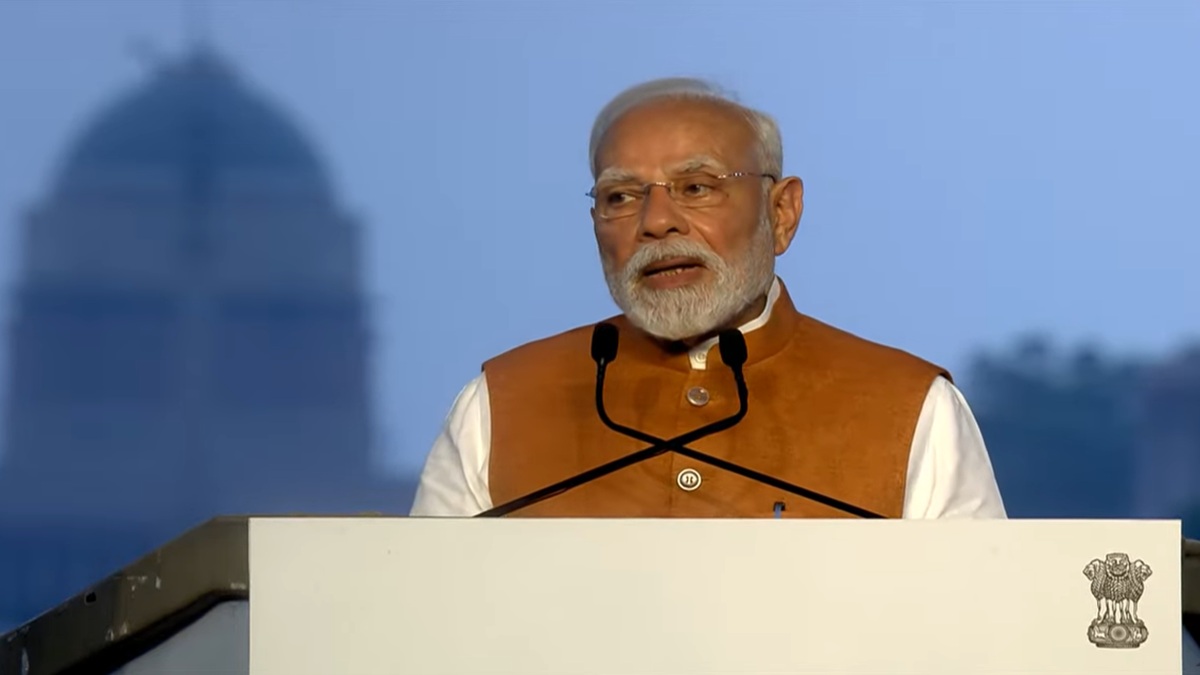 PM Modi addresses public gathering at Kartavya Bhavan, calls 'August the month of revolution ...