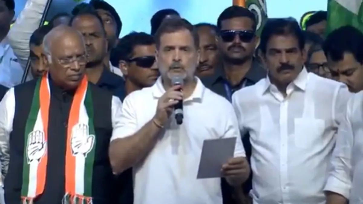 Rahul Gandhi accuses 'EC-BJP nexus' of vote theft, poses five questions to poll body | India ...