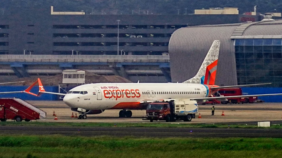Air India Express passenger tries to enter flight cockpit, says he was ...