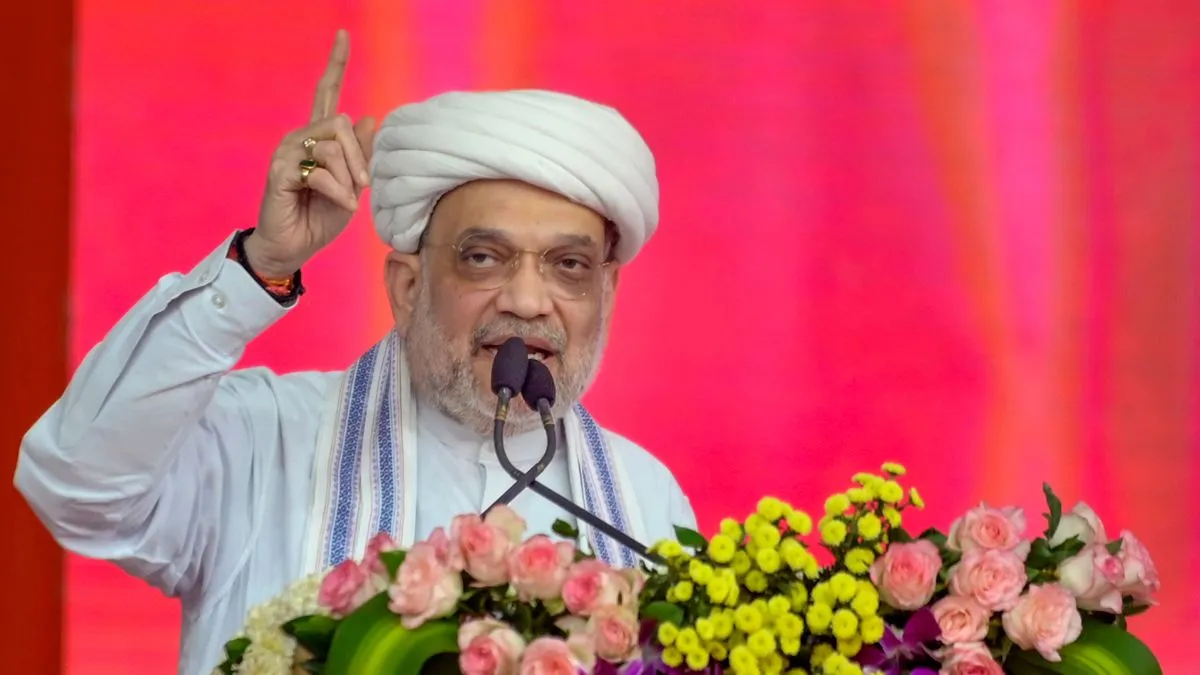 'Rahul Gandhi, Lalu Yadav want voting rights for infiltrators, NDA will drive them out': Amit ...