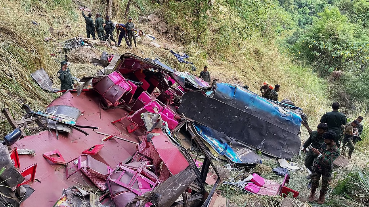 Passenger bus skids off road, falls into cliff in Sri Lanka, claiming ...