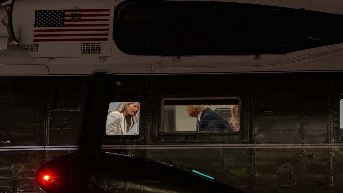 Caught on camera: Why was Trump pointing finger at First Lady? Know ...