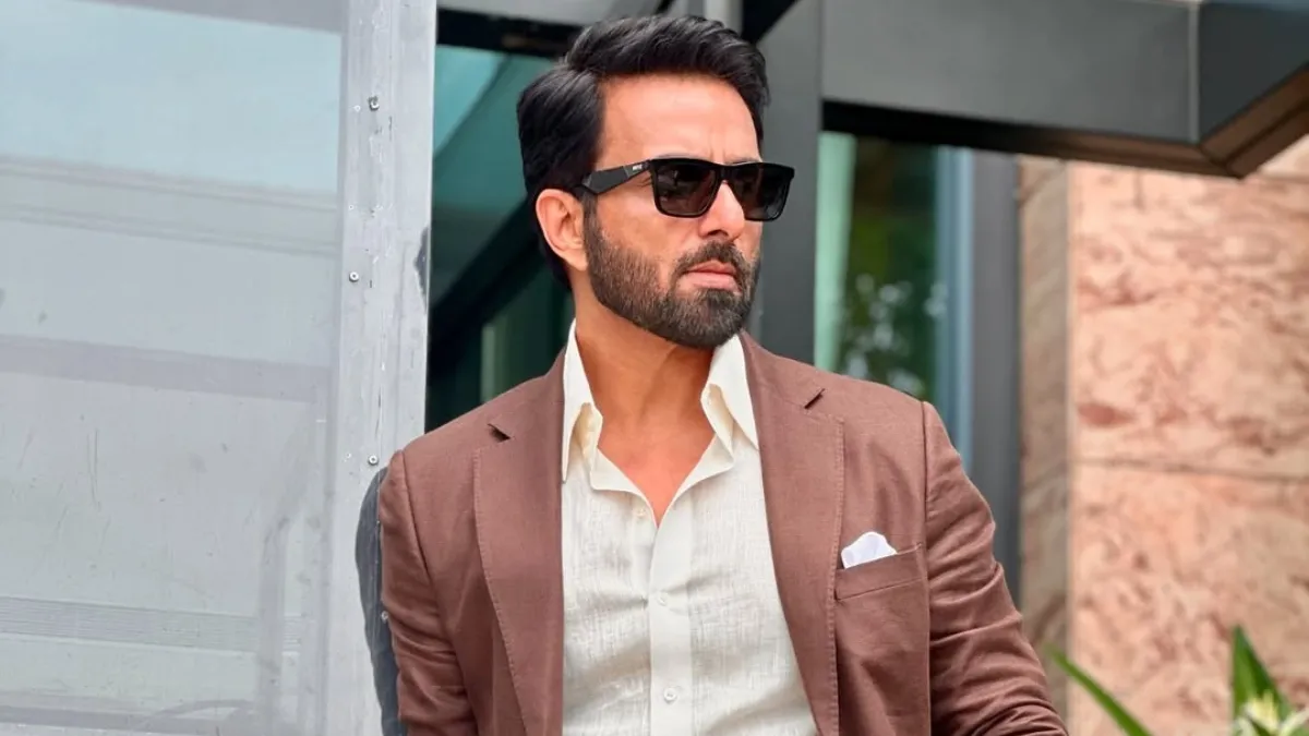 Sonu Sood gets ED summons to appear before it in illegal betting app ...