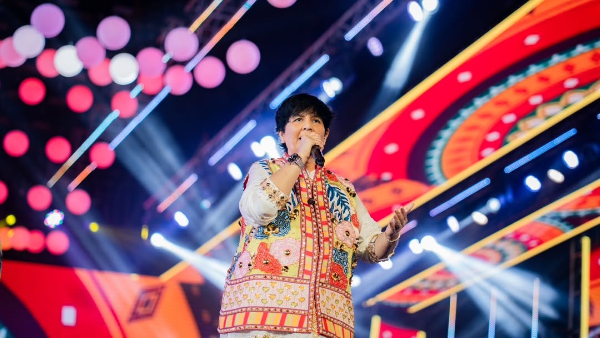 Falguni Pathak's best Garba songs to add to your Navratri 2025 playlist ...