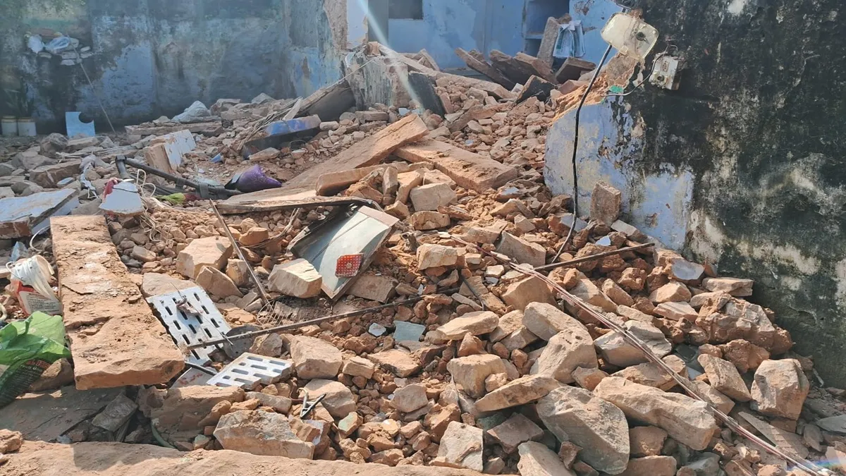 One dead, one injured as house collapses in Rajasthan's Jaipur, rescue ...