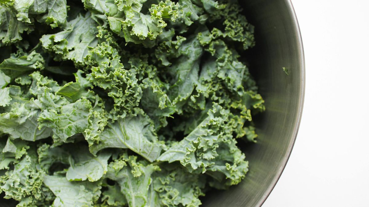 This green leafy vegetable packs more Vitamin C, calcium than oranges ...