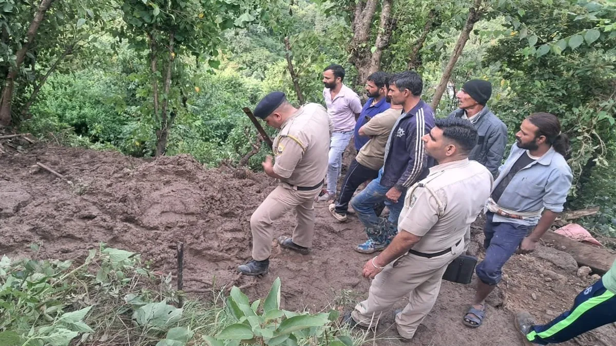 Landslide hits Himachal: Three dead, two others rescued in Mandi ...