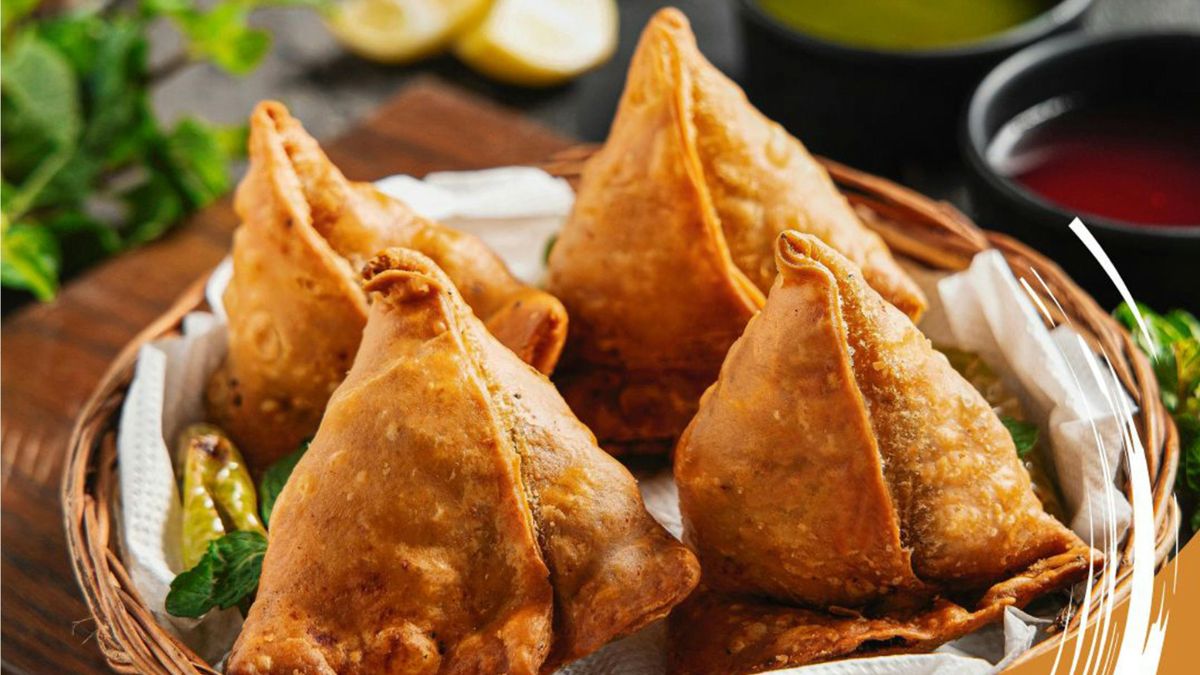 World Samosa Day 2025: Healthy samosa hacks that don't taste like ...