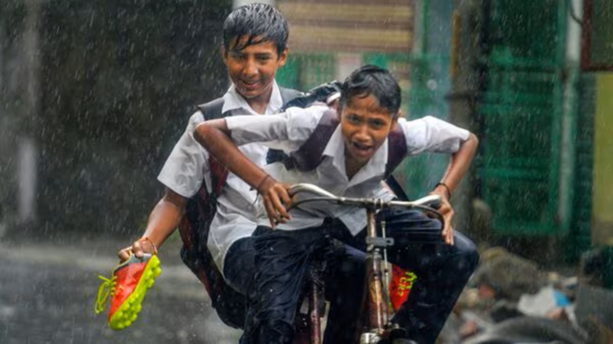 Schools in Jammu and Kashmir to remain closed till September 6 due to incessant rains, check ...