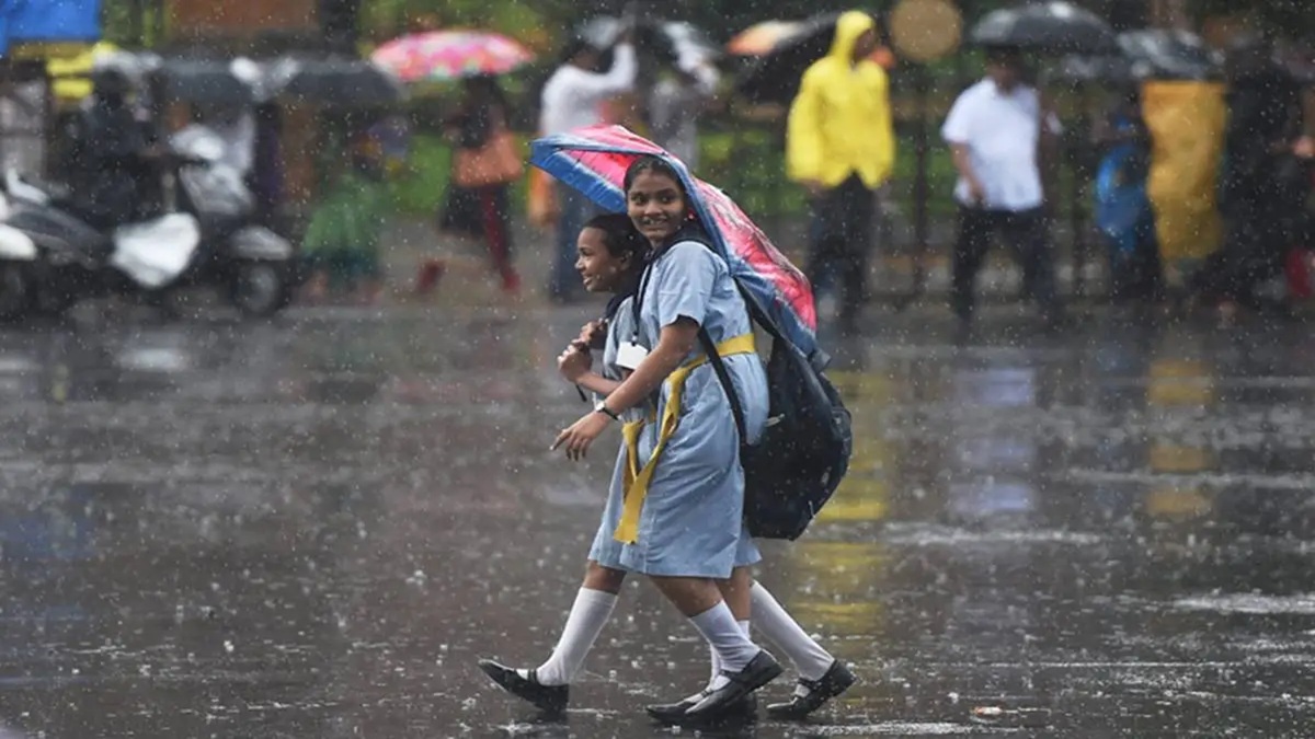 Mumbai rains: Are schools and colleges open or closed today amid heavy rainfall? | Maharashtra ...