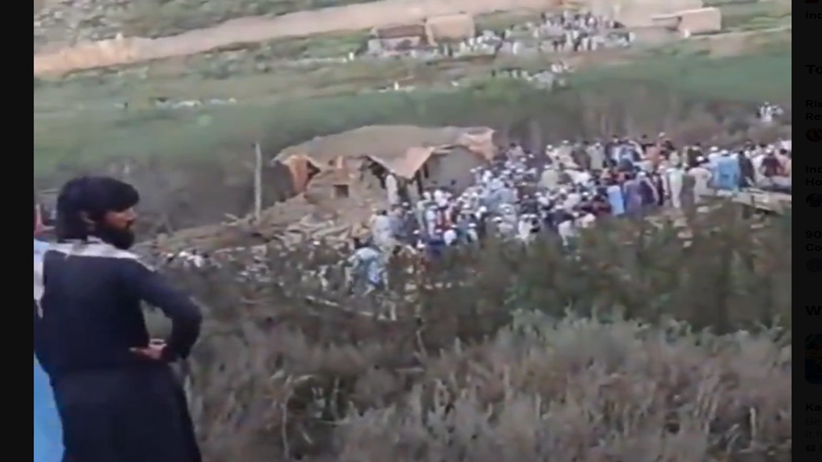 Blast rocks Pakistani Taliban's compound in Khyber Pakhtunkhwa province ...