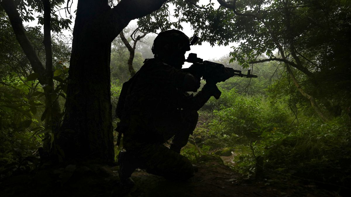 Encounter breaks out between Army, terrorists in J-K's Kishtwar | Jammu-and-kashmir News – India TV