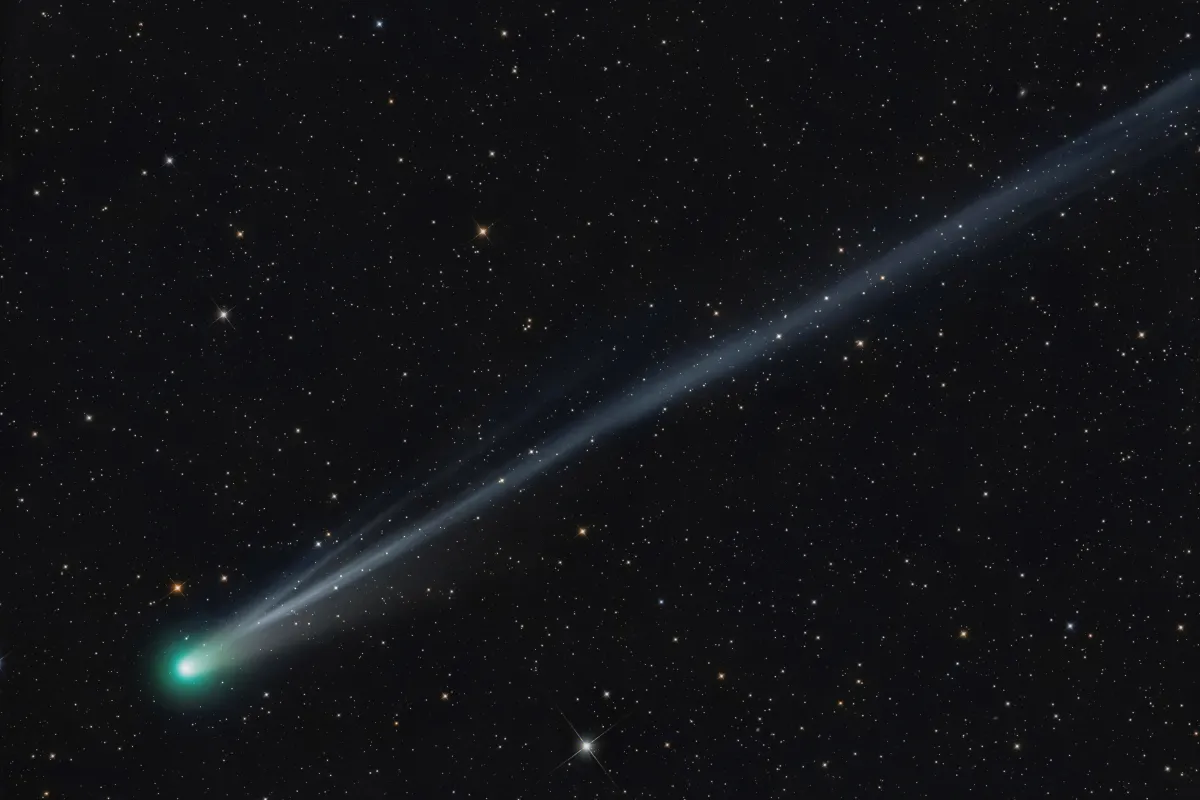 Rare celestial event: Comets SWAN and Lemmon visible this week; here's ...