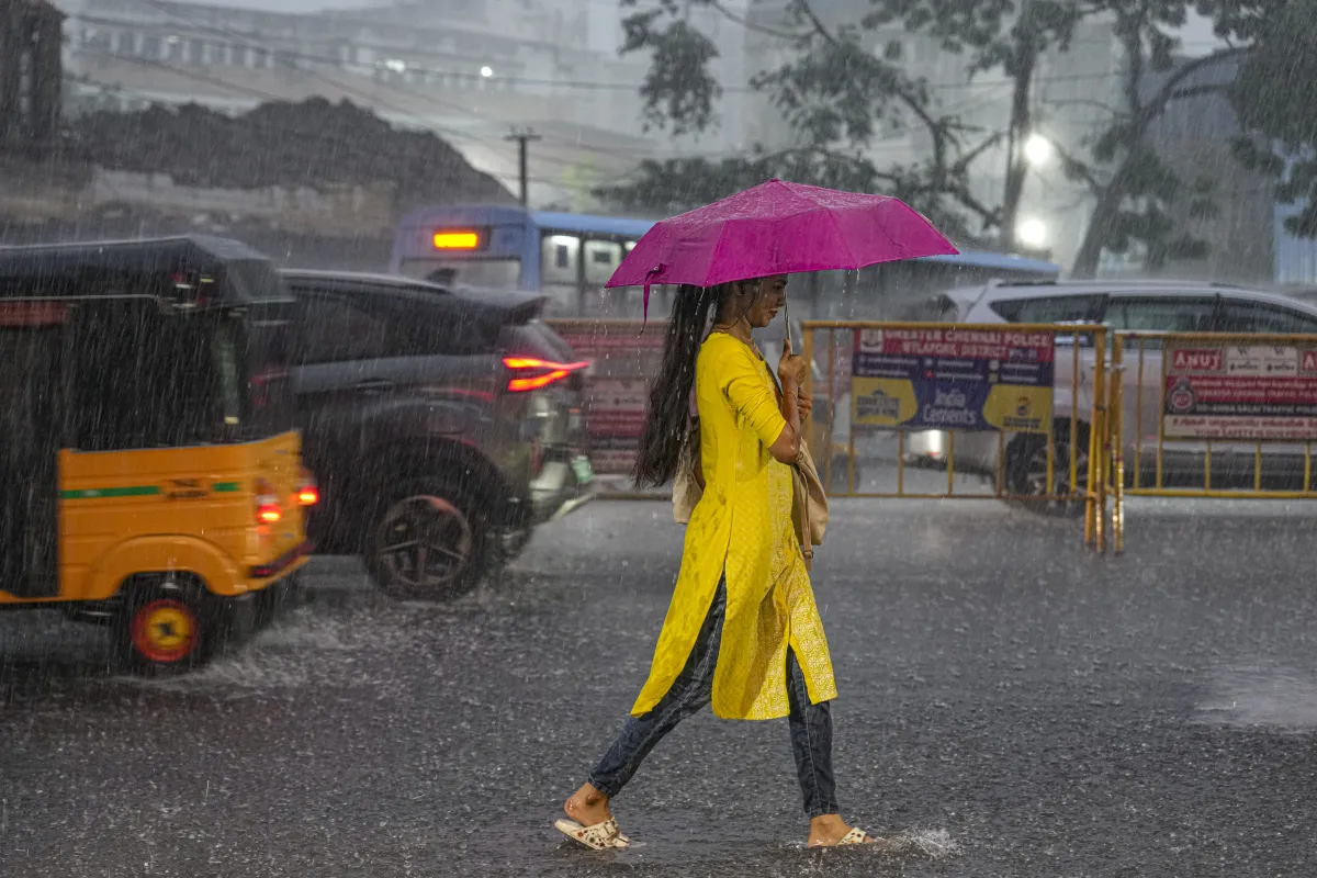 Tamil Nadu rains: Cyclone warning issued, schools closed as heavy rains ...