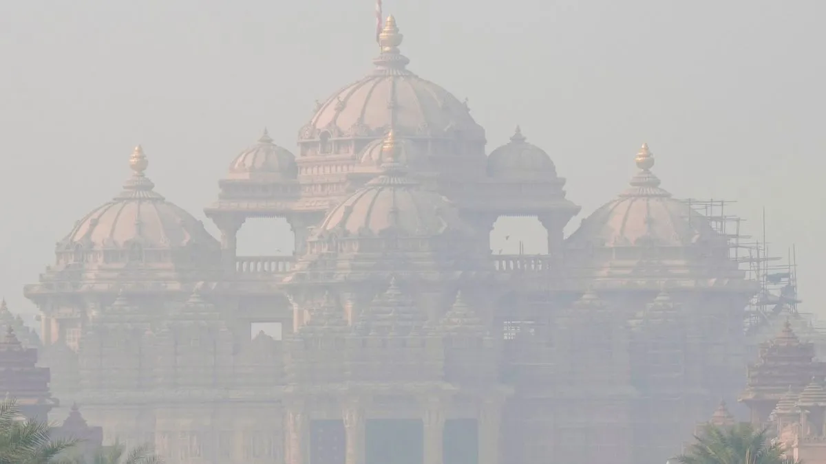 Delhi AQI worsens, deteriorates to 'severe' category in some parts ...