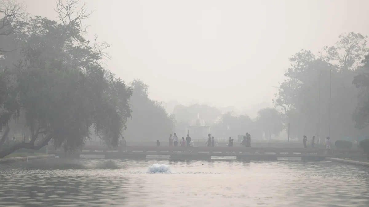 Delhi air quality remains 'very poor' for third consecutive day, IMD warns pollution likely to ...