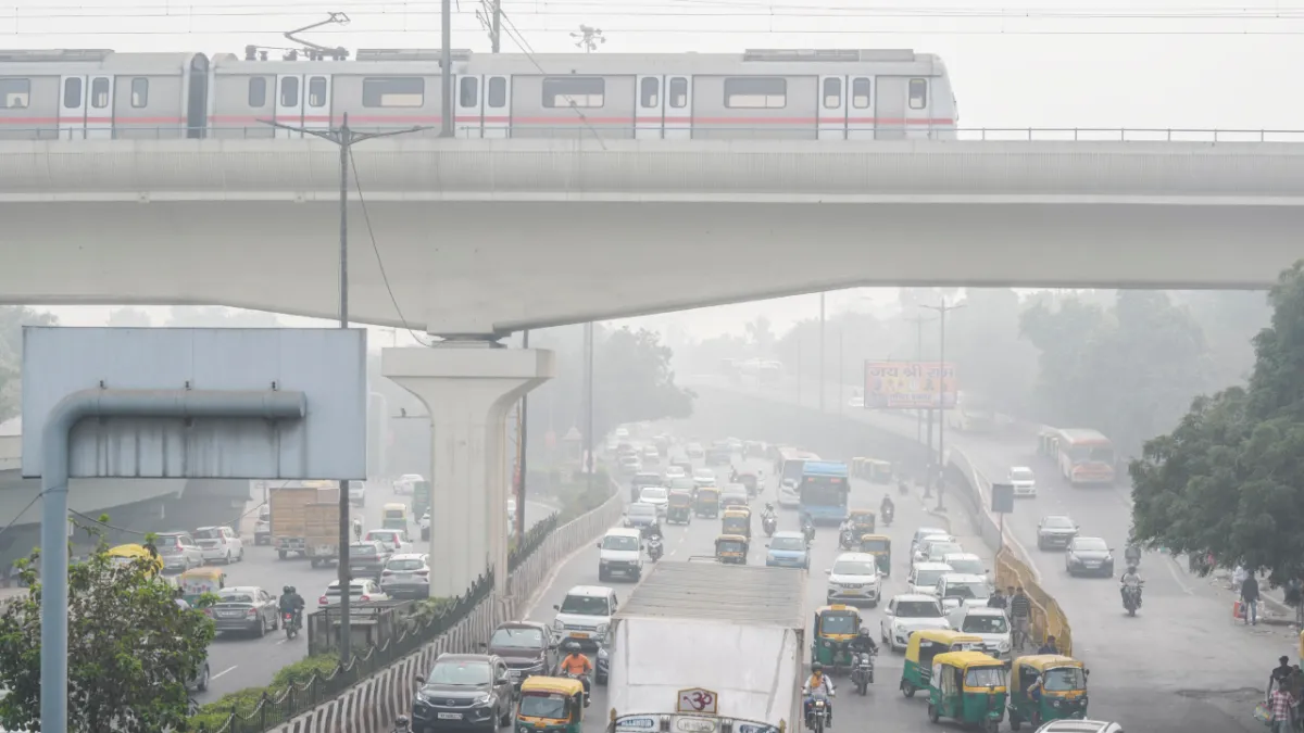 Delhi AQI today: Air quality plunges to 'very poor' ahead of Diwali ...
