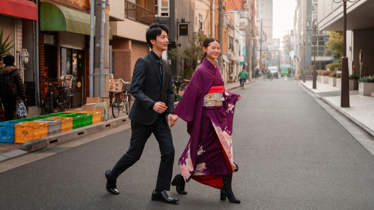This Japanese walking hack burns more fat than 10,000 steps a day, here ...