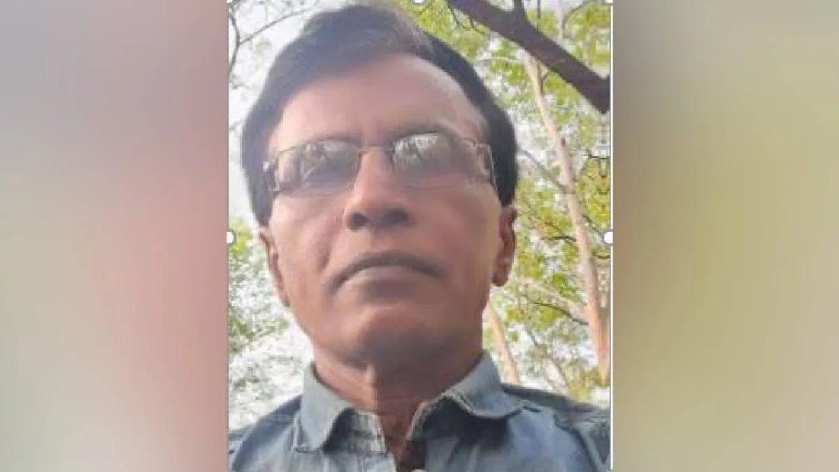 Malloujula Venugopal Rao, top Naxal leader, surrenders along with 60 cadres in Maharashtra's ...