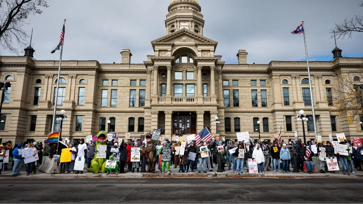 'No Kings' protests: Thousands participate in agitations against Trump ...