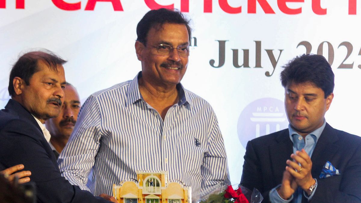 MCA set to install life-size statue of Dilip Vengsarkar at Wankhede Stadium | Cricket News ...