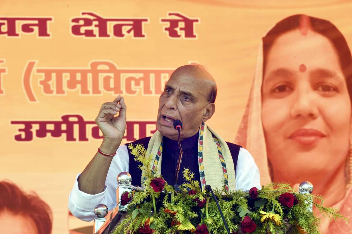 Bihar Election Updates: Rajnath Singh hits out at RJD, says 'era of ...