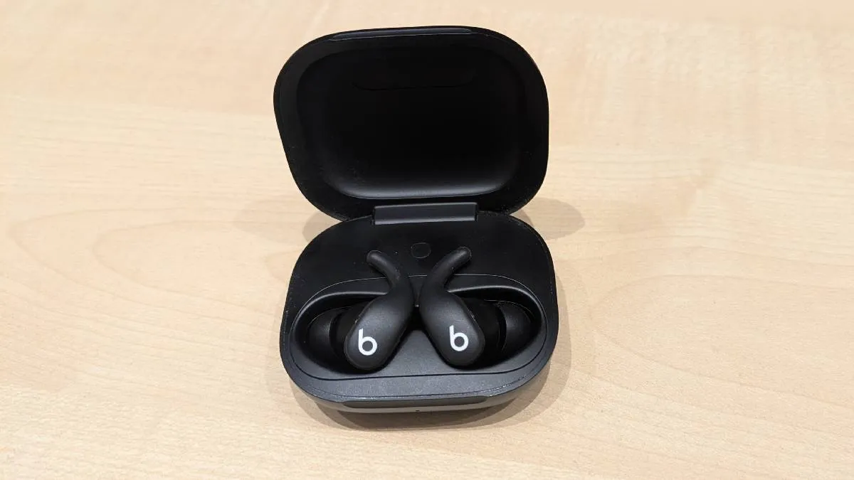 Beats Powerbeats Fit review: Are these the ultimate wireless earbuds ...