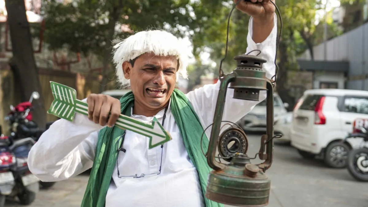JDU Bow strikes RJD's Lantern: Dressed as Lalu Yadav, Bihar influencer's mocking stunt goes ...