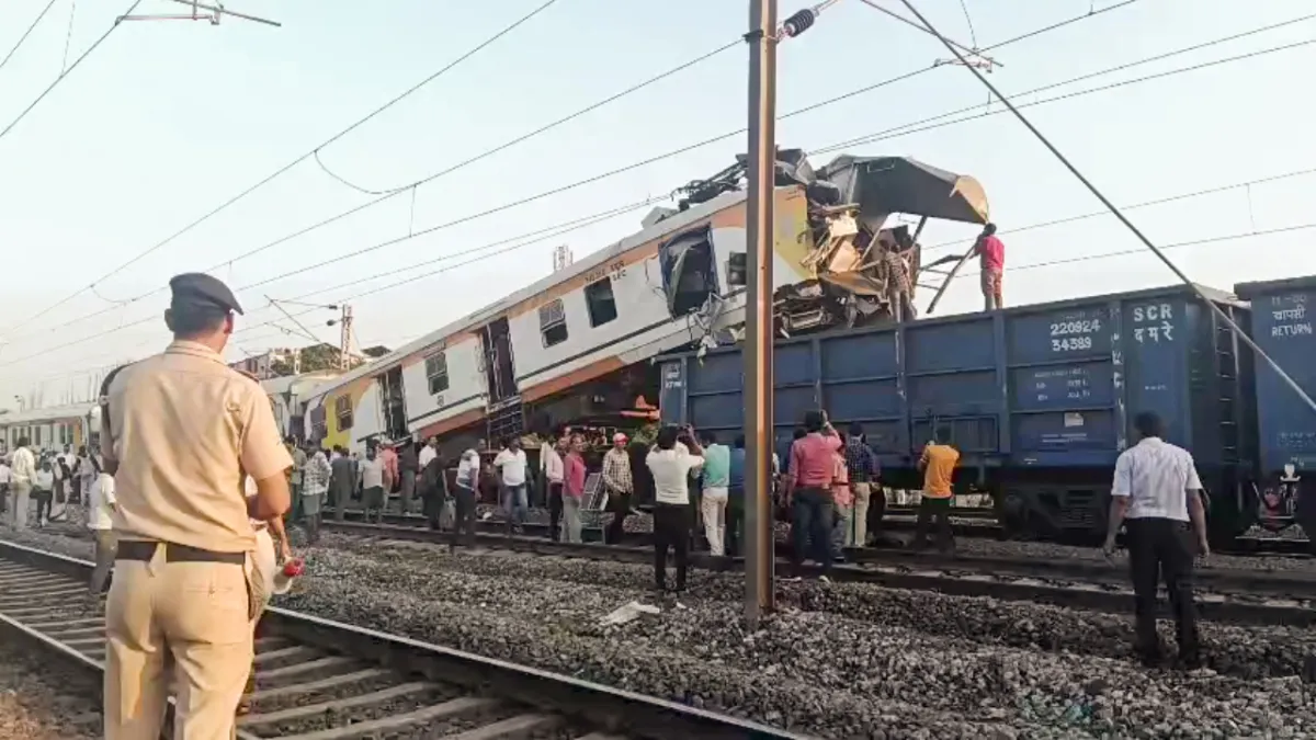 Bilaspur train accident: 9 killed in two-train collision, Railways issue helpline numbers ...