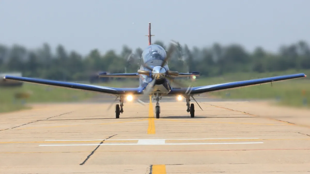 Indian Air Force plane crashes in Chennai | India News – India TV