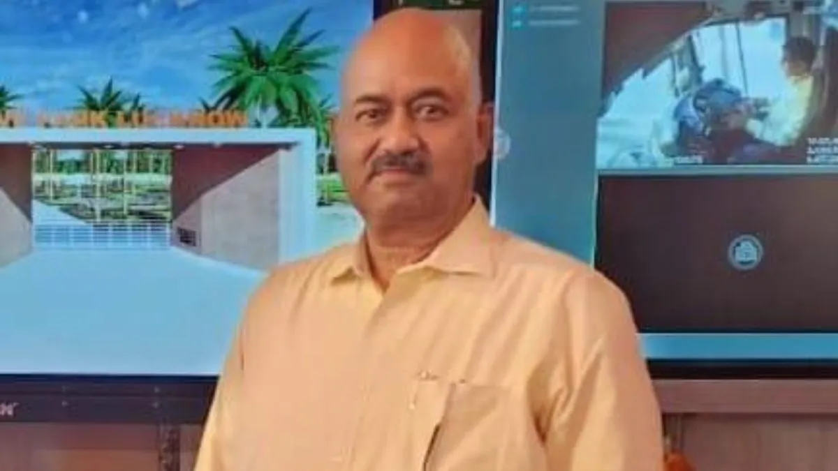 UP: Lucknow Smart City GM Ajay Kumar Singh dies of sudden heart attack in office | Uttar-pradesh ...
