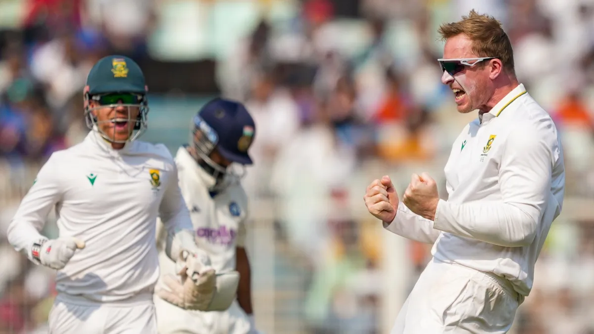 Sensational Simon Harmer scripts Test history for a South African ...
