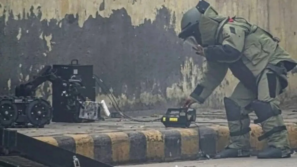 IED destroyed in controlled explosion in J-K's Rajouri after 9 killed ...