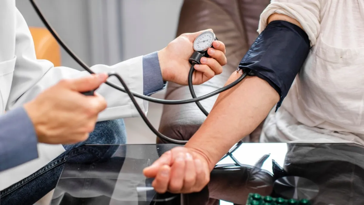 Low blood pressure: Symptoms, causes, and when to worry, according to ...