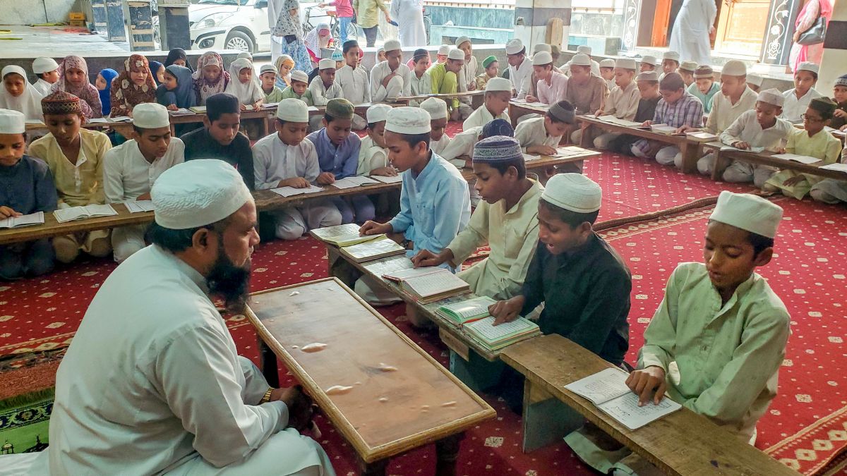 UP ATS seeks details of madrasa staff, students from districts in ...