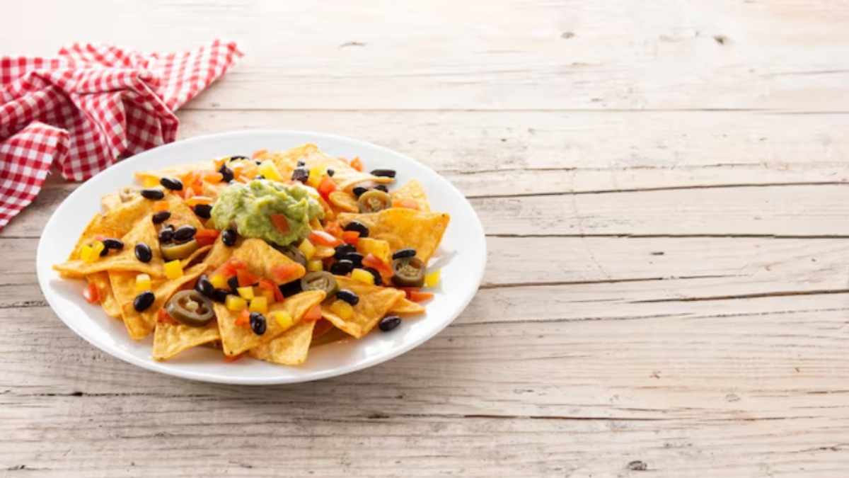 5 Indian-style nacho recipes | Easy, cheesy, and perfect for parties ...