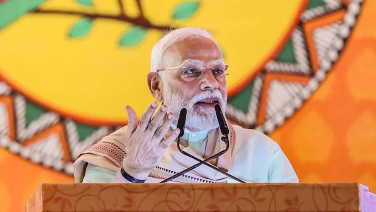 'Pehle matadan, phir jalpan': PM Modi's message as voting for first ...