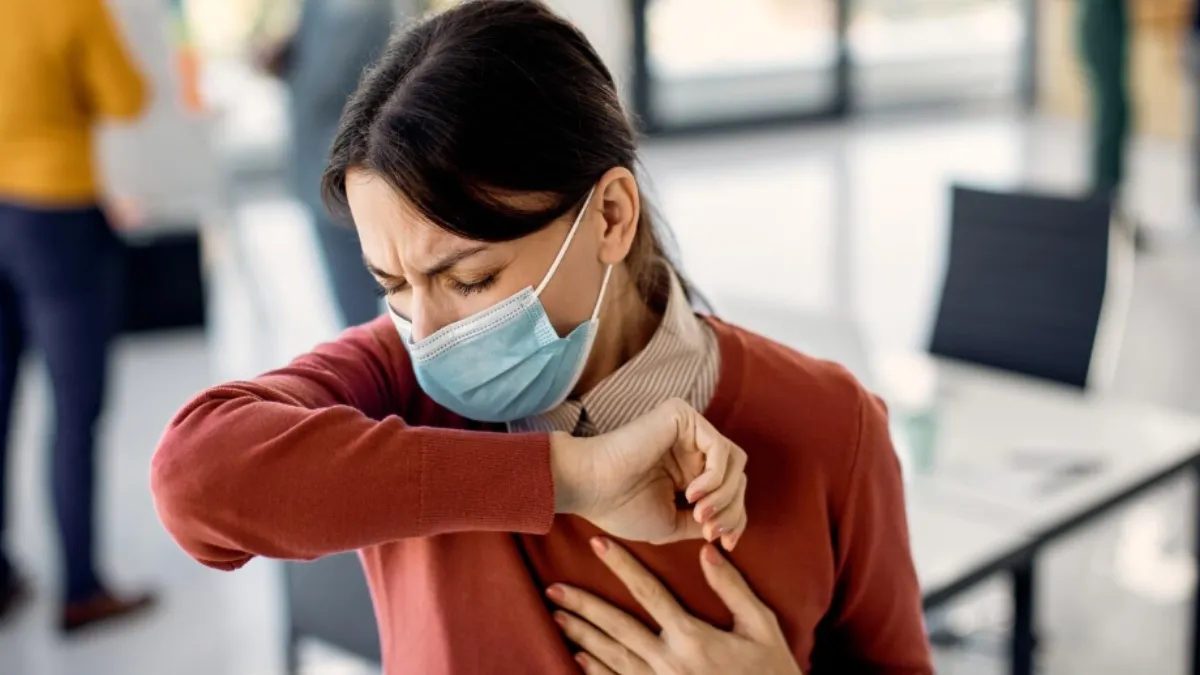 Pneumonia or pollution? Doctor explains how to decode your winter cough ...