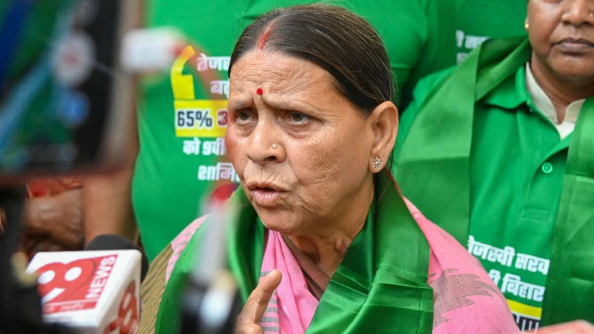 Rabri Devi asked by Bihar govt to vacate 10 Circular Road bungalow in ...