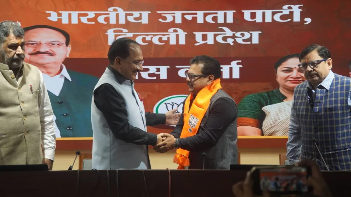 WATCH: Ex-MLA Rajesh Gupta gets emotional after joining BJP, blames ...