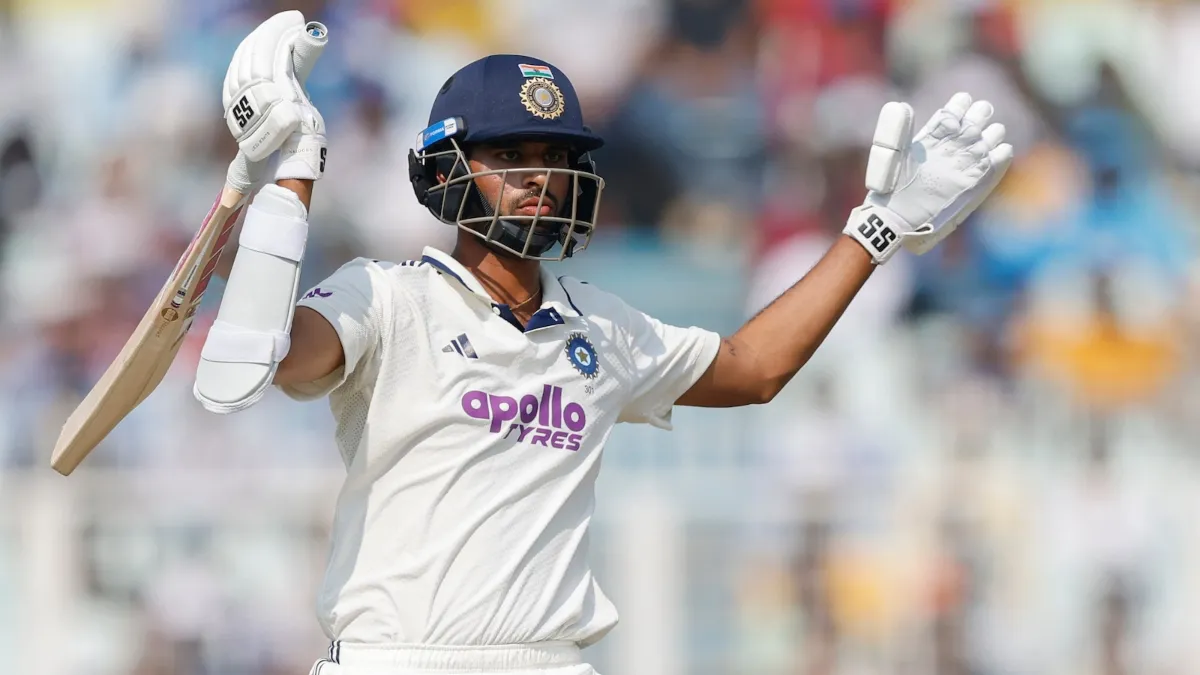 'Impossible to be good at both': Karthik points out 'tricky' Washington ...