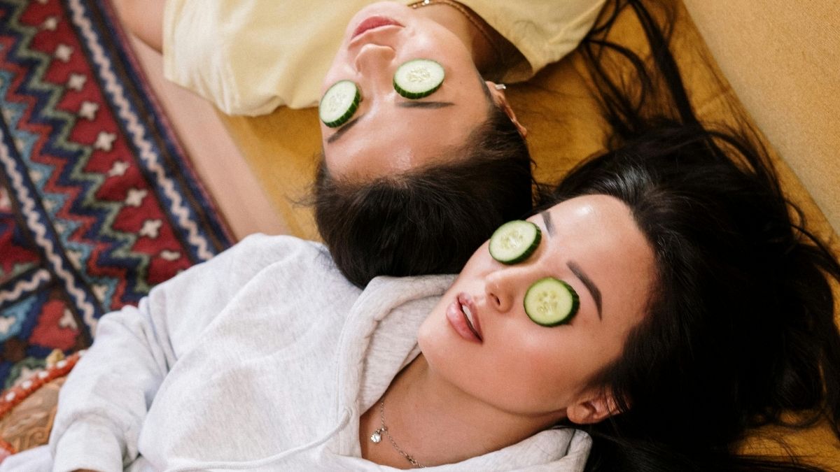 Persimmon fruit benefits: The winter glow secret better than your Rs ...