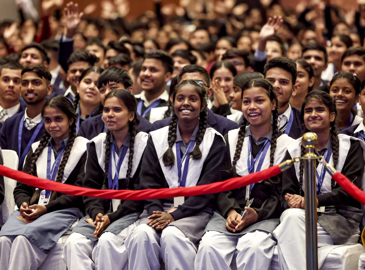 Odisha govt to provide free travel for school students under ...