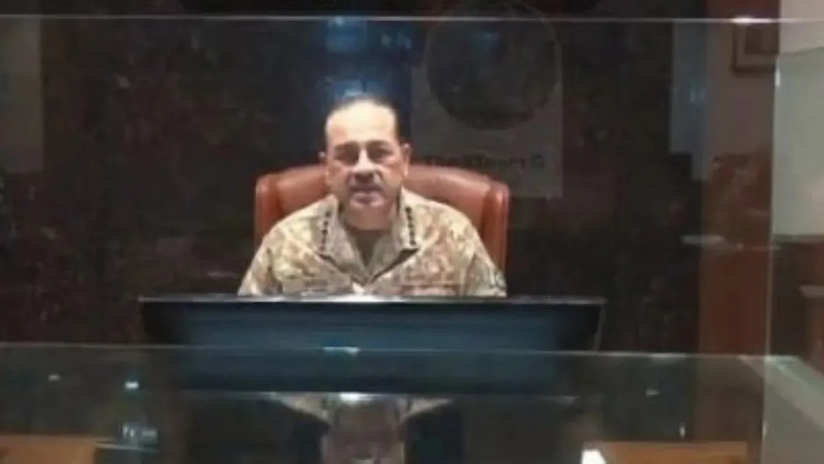 Pakistan Army chief Asim Munir terrified of India, seen hiding in ...