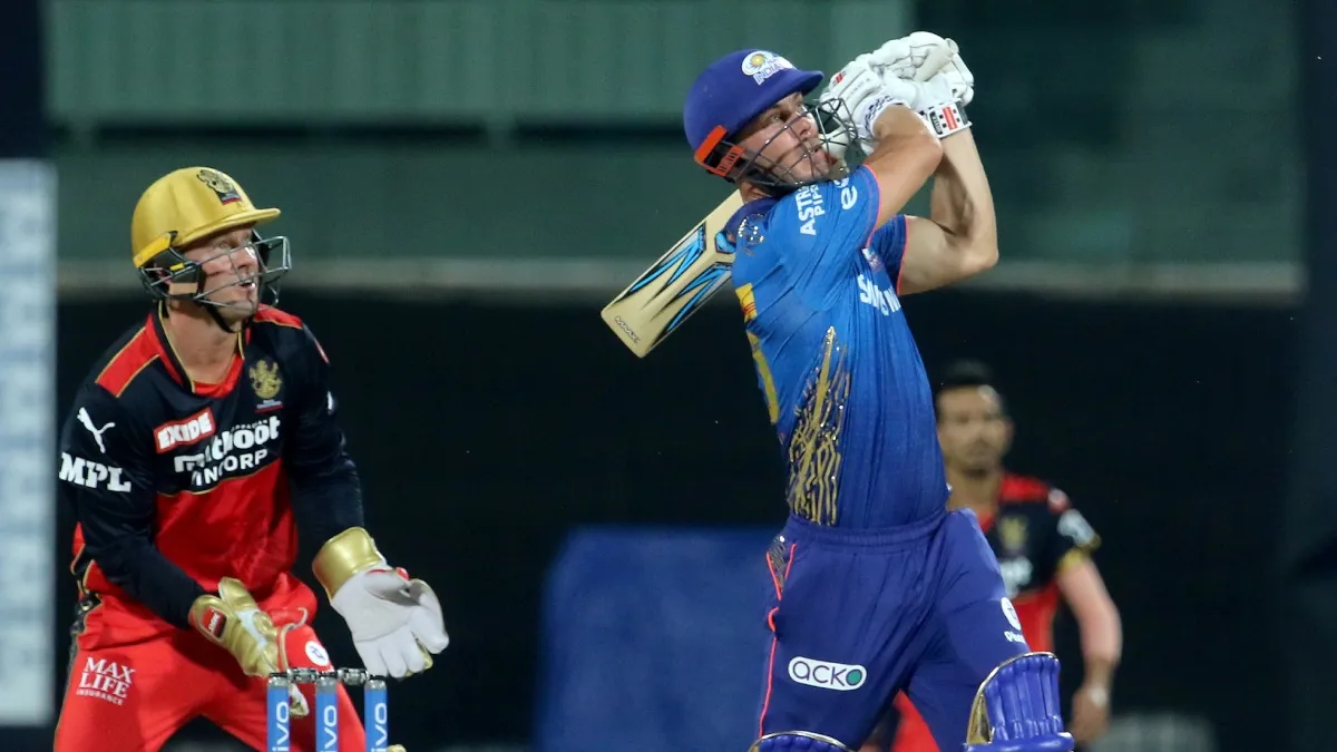 Chris Lynn creates history in BBL as Adelaide Strikers end New Year Eve ...