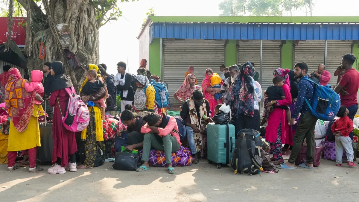 Supreme Court orders Centre to bring pregnant Bangladeshi woman back to ...