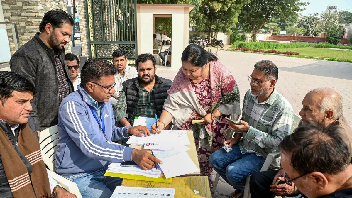 Bengal SIR: Re-verify forms and delete dead or absent voters by ...