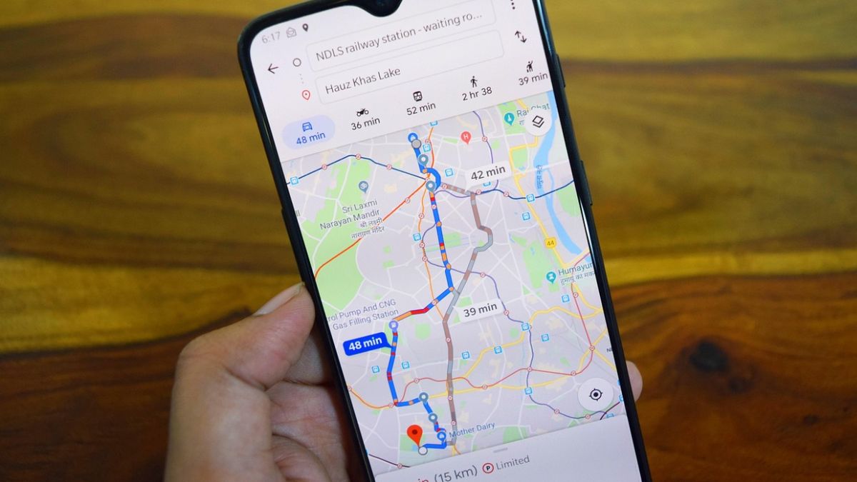 Google Maps gets a major update to reduce battery drain, but only Pixel ...